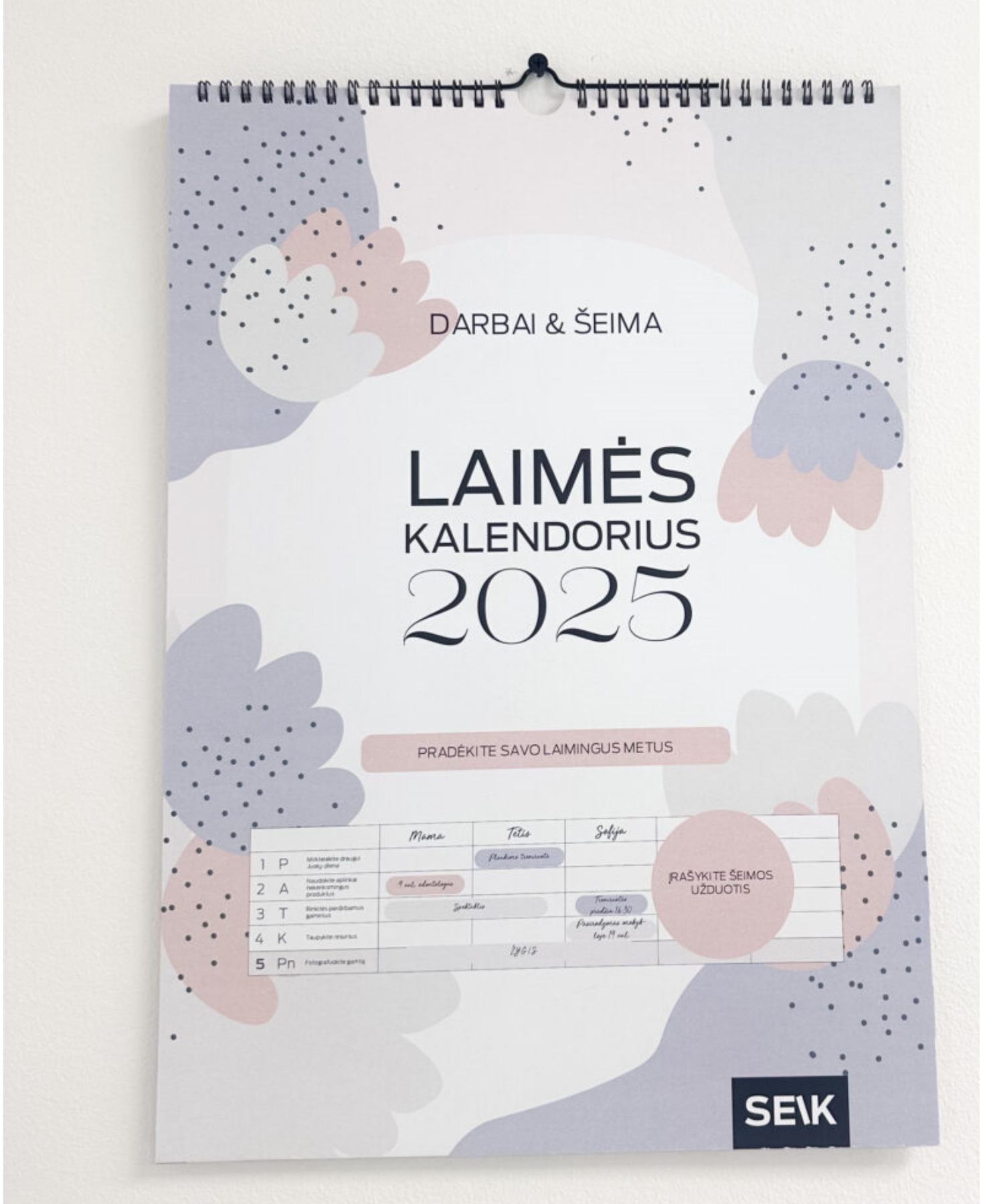 Sieninis Laimės Kalendorius 2025 – šeimos kalendorius | Pegasas